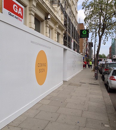 Aluminum Composite as Hoarding Material - Revolution Site Hoardings